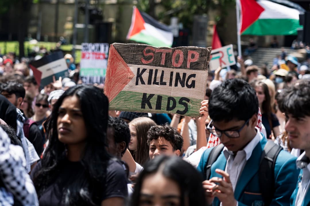 From war to revolution | Red Flag