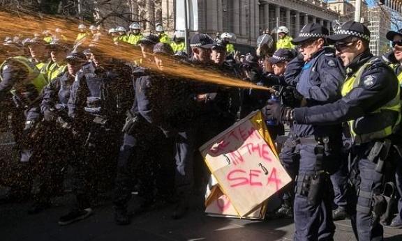 Something I learnt at the anti-racism counter rally | Red Flag